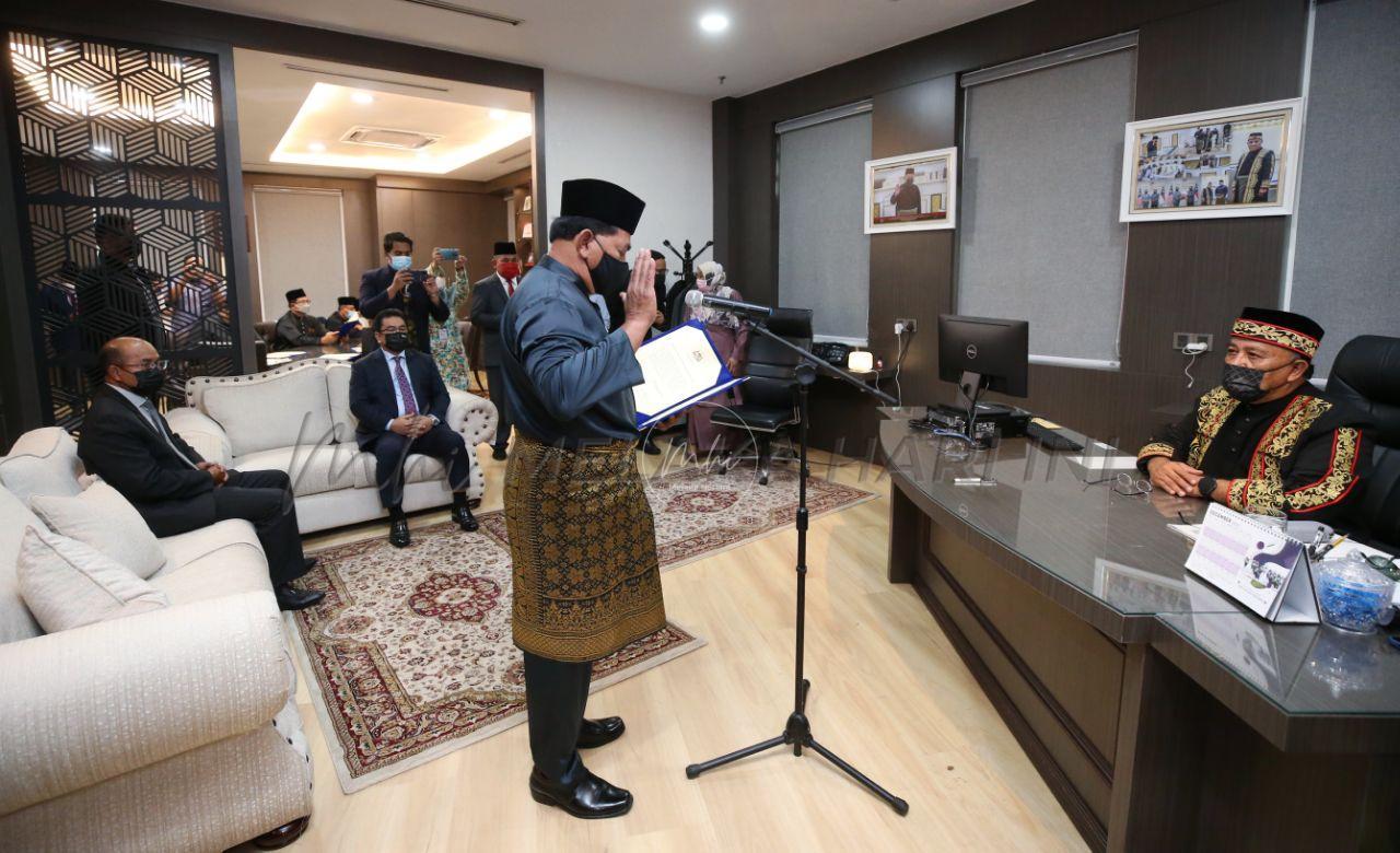 Sulaiman saksi enam ADUN angkat sumpah jawatan