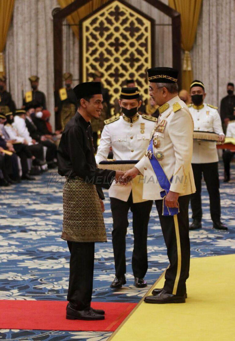 Amy Search kini bergelar Datuk