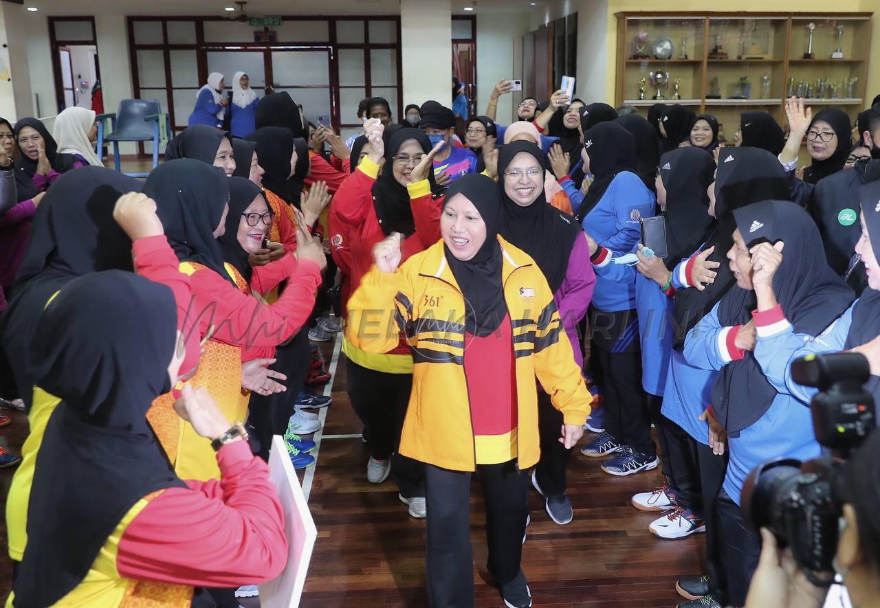 Toh Puan Asmah galak wanita kekal aktif