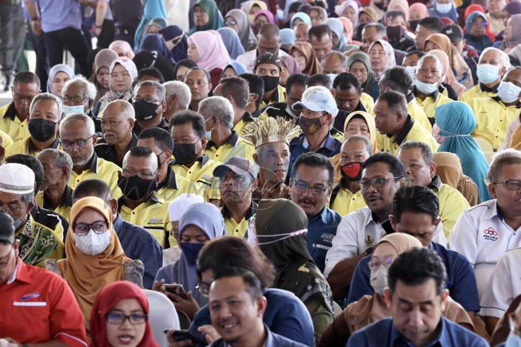 Tok batin, penghulu Orang Asli terima one-off RM1,000