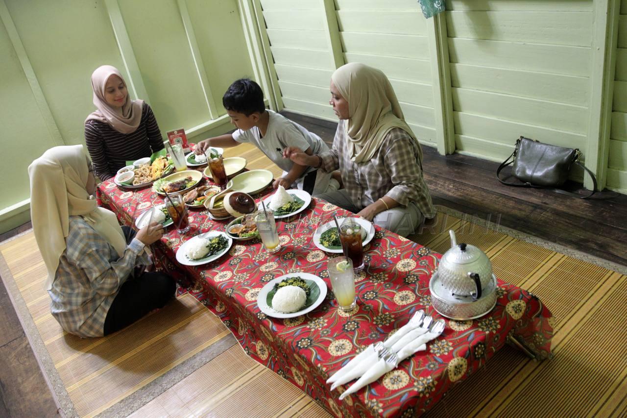 Bagai menjamu selera di ‘zaman silam’