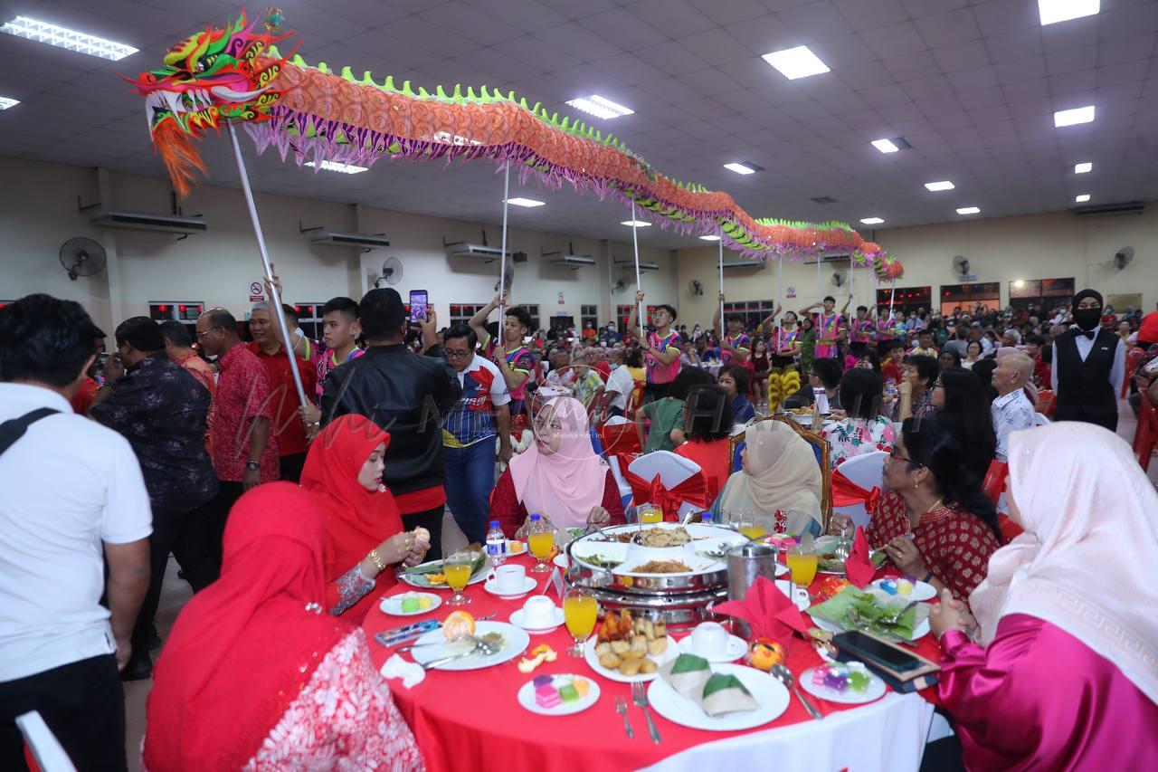 Rumah Terbuka Tahun Baharu Cina Melaka meriah!