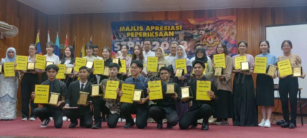 21 calon STPM Melaka peroleh PNGK 4.0