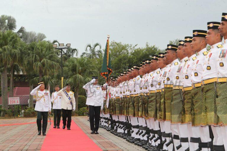 ISTIADAT PENGANUGERAHAN DARJAH, BINTANG DAN PINGAT KEBESARAN MELAKA ...